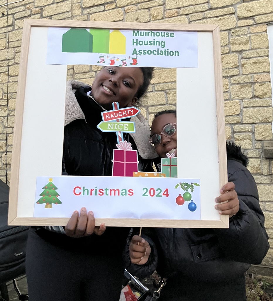 Muirhouse delivers Christmas cracker of an event | Scottish Housing News